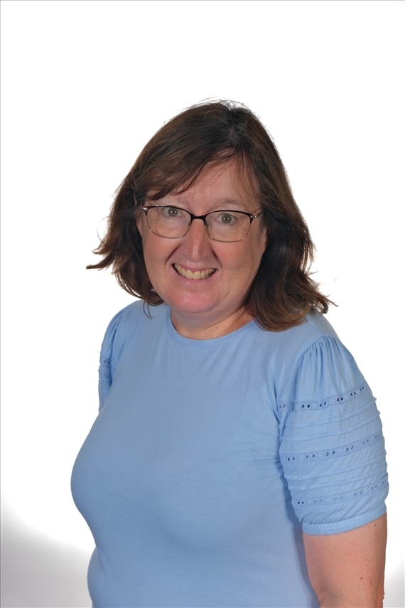 Priors Field Primary - Who's Who